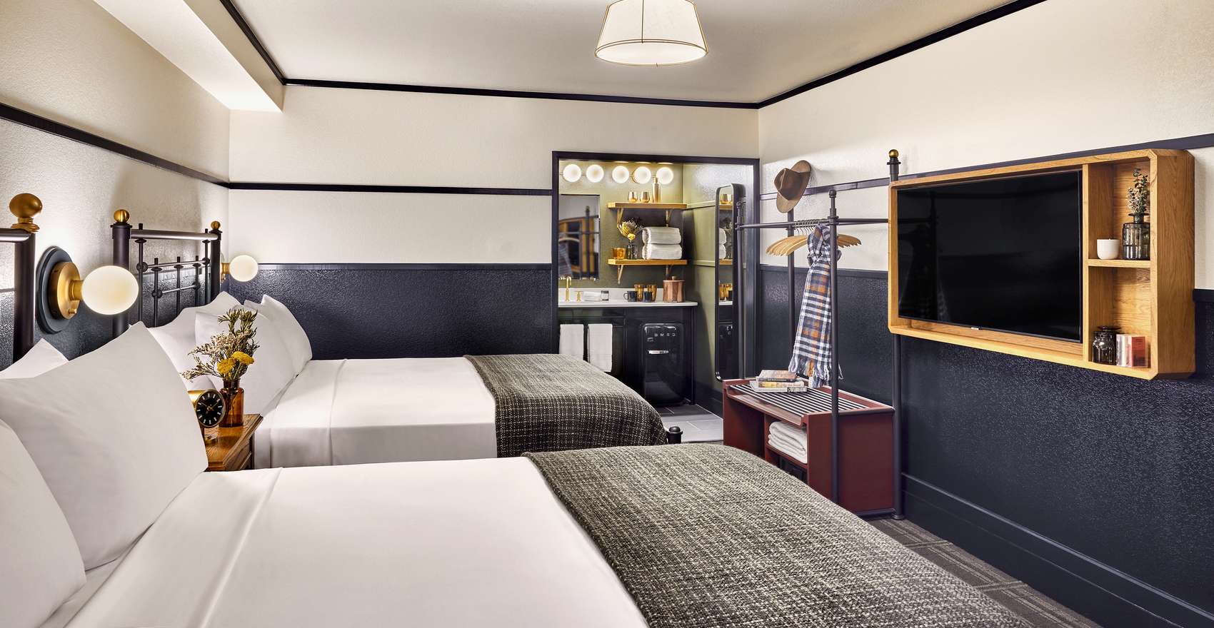 Classic Hotel Room Flagstaff | High Country Motor Lodge